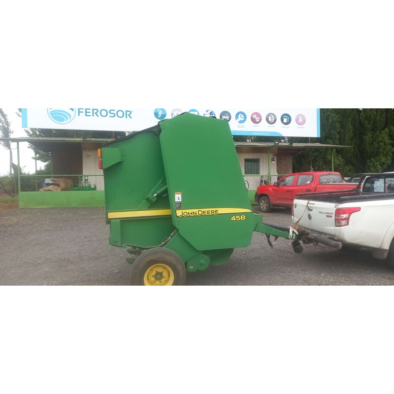 Enfardadora de bolos camara variable marca John Deere modelo 458